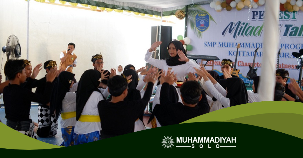 Milad 15 Tahun SMP Muhammadiyah PK Solo, Perkuat Karakter dan Prestasi ...