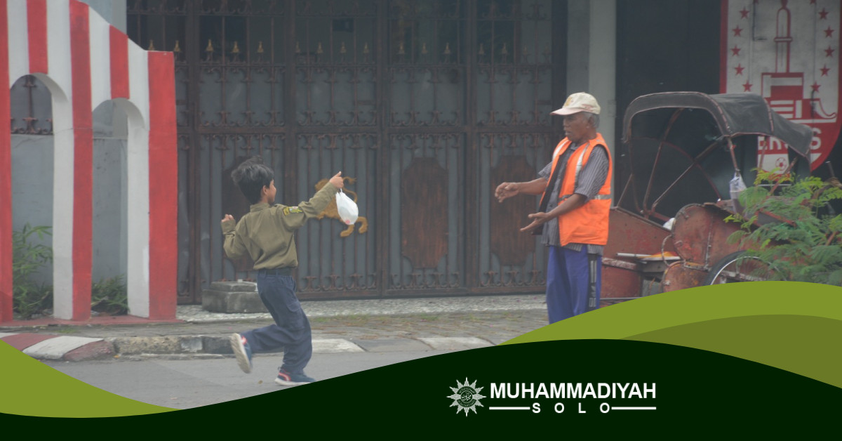 Membangun Generasi Peduli ala SD Muhammadiyah Alam Surya Mentari ...